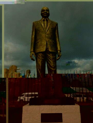 Breaking News..Jacob Zuma's Statue In Owerri Pulled Down. - PUO REPORTS